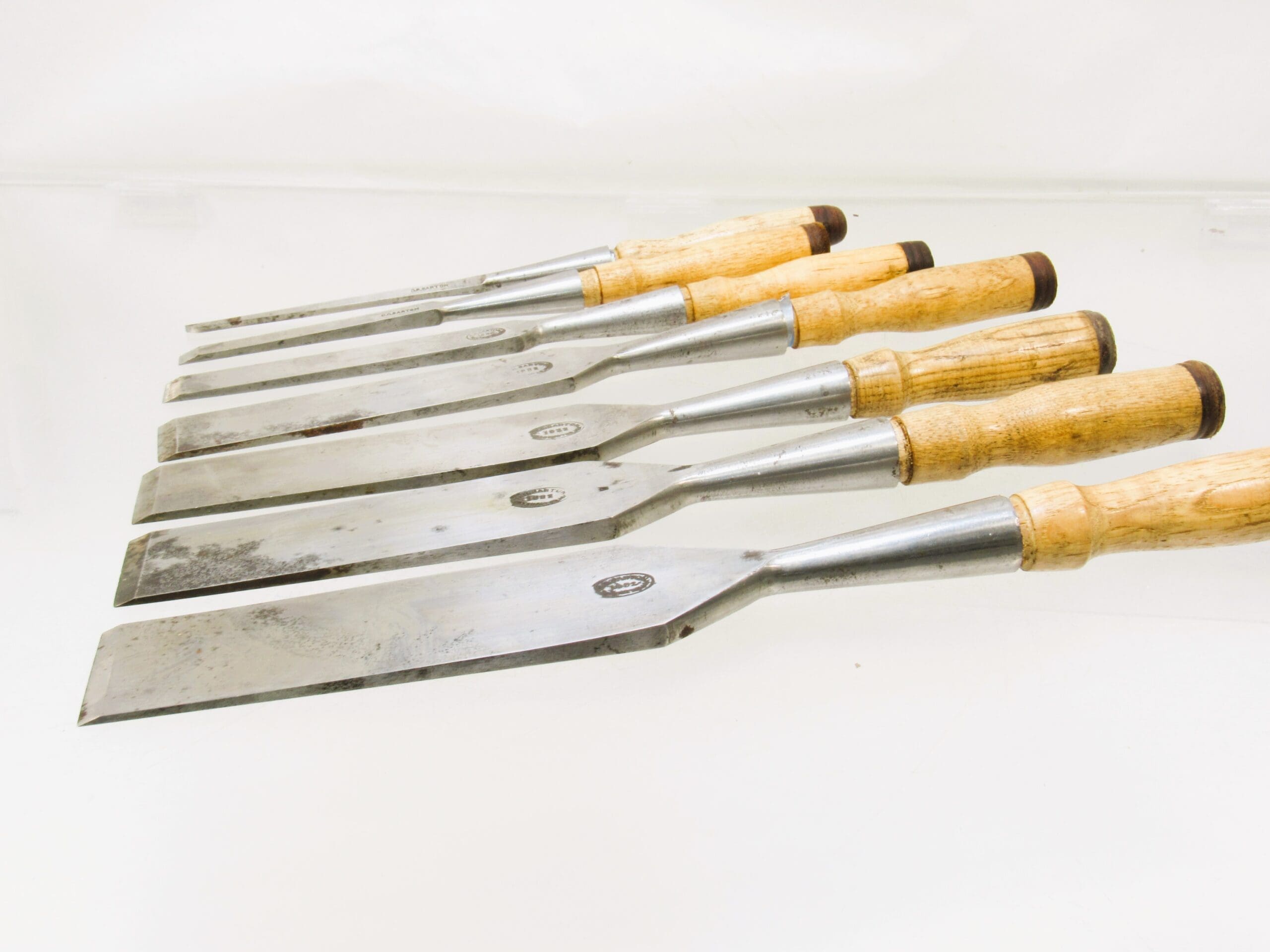 Spectacular Set of 7 D R Barton 1832 Socket Chisels Sharp ! - Michael ...